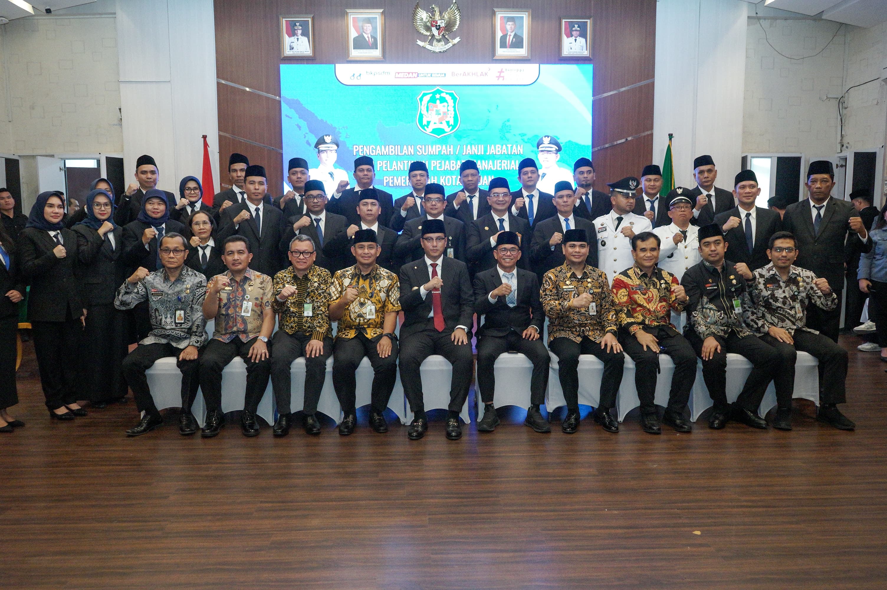 Lantik 69 Pejabat Manajerial, Wali Kota Medan: Atasan Itu Hierarki ...
