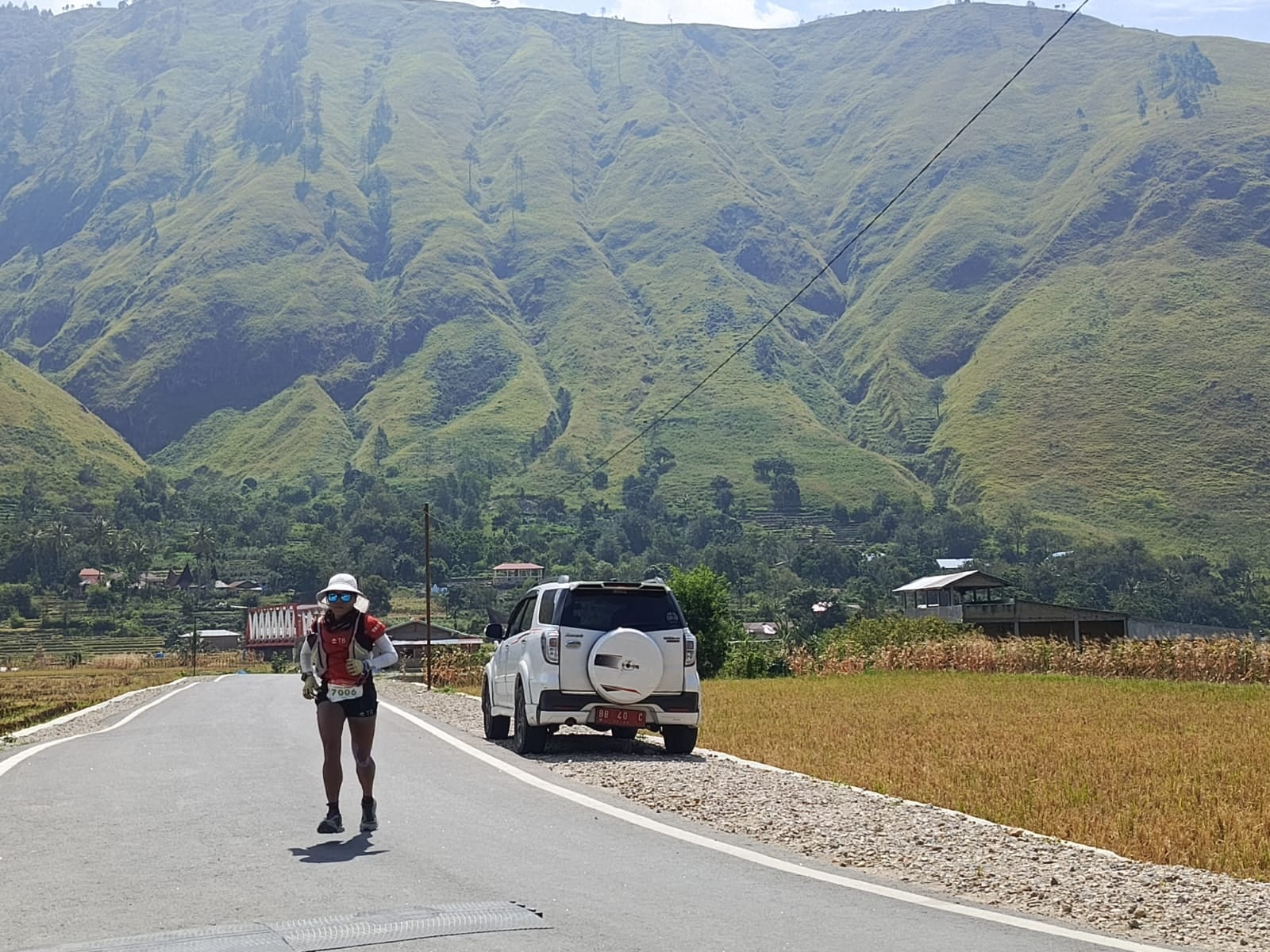 Pelari Nepal Priya Ray Terdepan ToTK 100K, Warga Bonan Dolok Bangga ...
