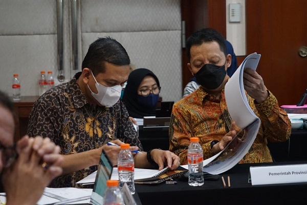 Pj Gubernur Achmad Marzuki Presentasikan Uji Publik Keterbukaan Informasi