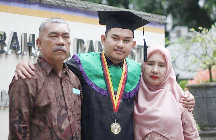 Guru MIN 2 Labuhanbatu Antarkan Kesuksesan Semua Anak Sarjana