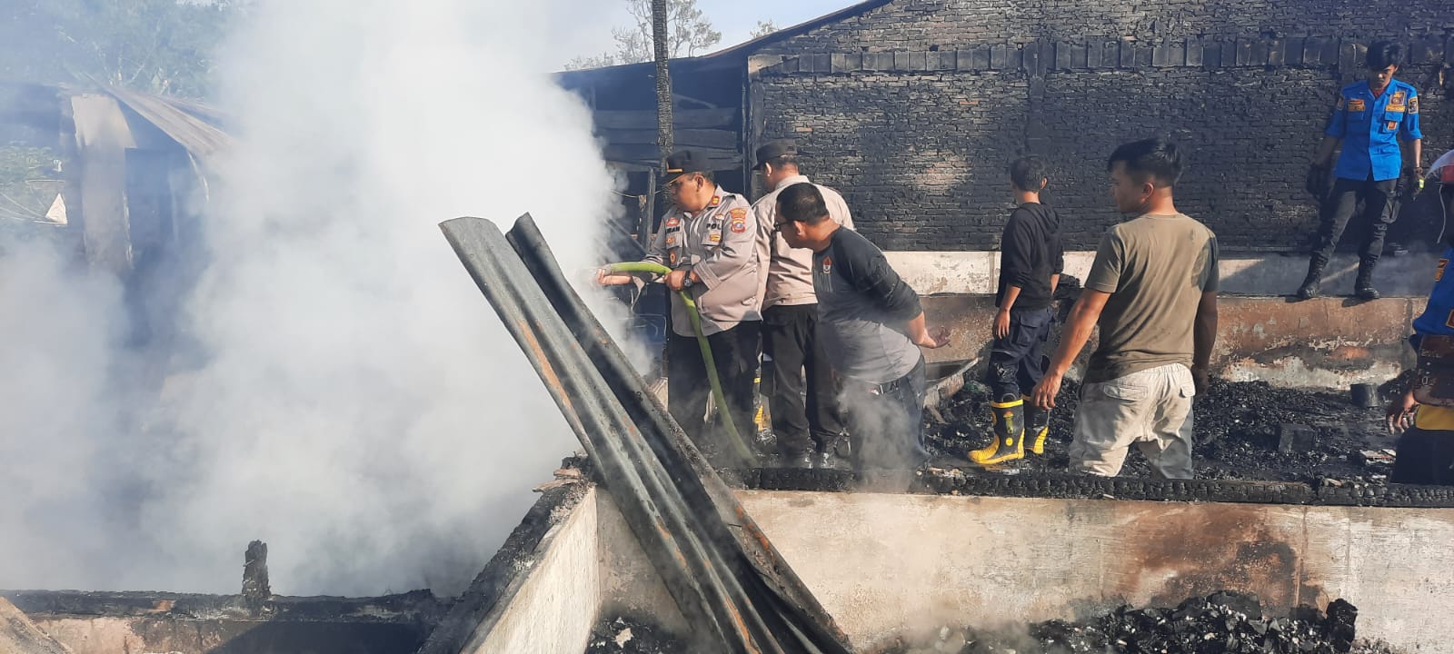 7 Rumah Di Raya Ludes Terbakar, Kerugian Ditaksir Rp1,1 Miliar
