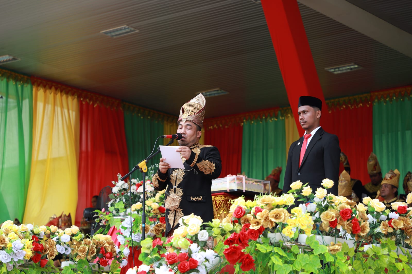 Pj Bupati Inspektur Upacara Hardiknas Dan HUT Ke-39 Kota Jantho