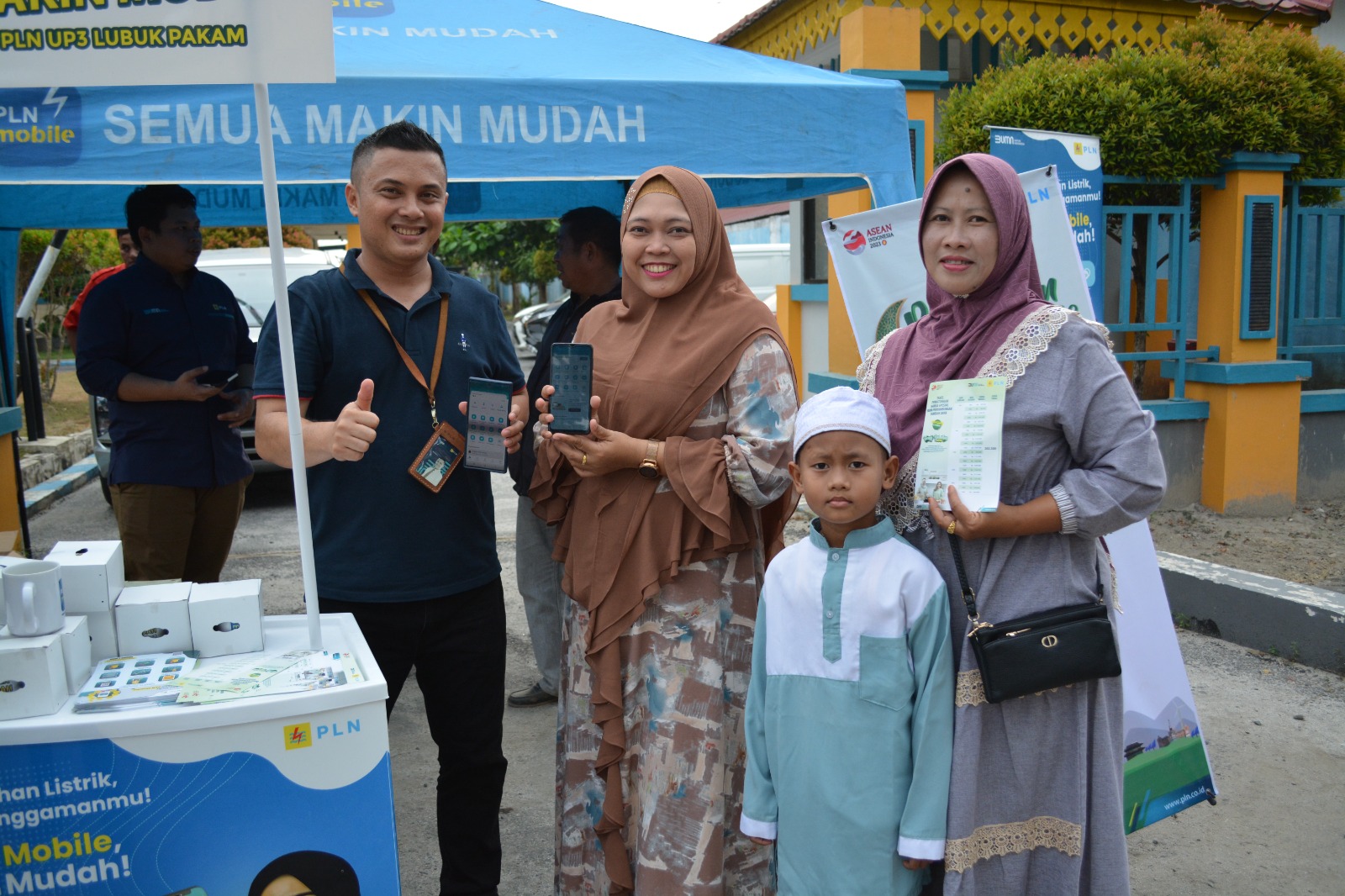 PLN Targetkan 3 Juta Pelanggan Sumut Rasakan Kemudahan Layanan PLN Mobile