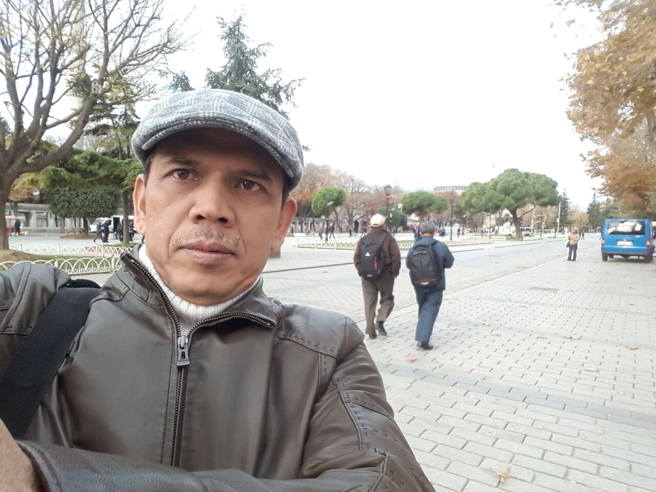 Edisi Filsafat AlamFILSAFAT MATA“Belajar Dari Mata”