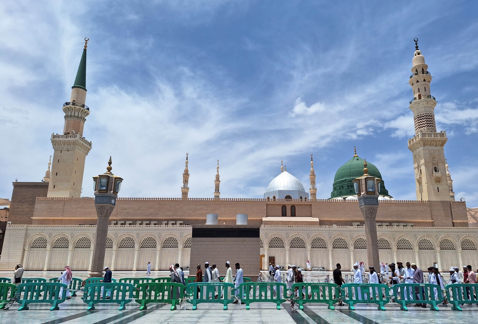 Keistimewaan Masjid Nabawi Di Kota Madinah Bagian 1 — Waspada