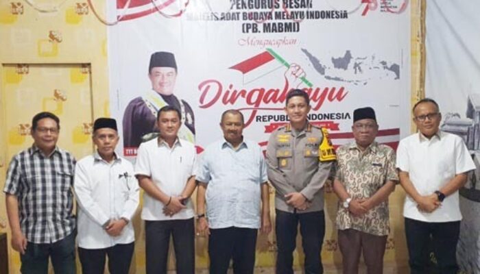 Kapolrestabes Medan Dan Dir Intelkam Polda Sumut Bersilaturrahim Ke Kantor PB MABMI