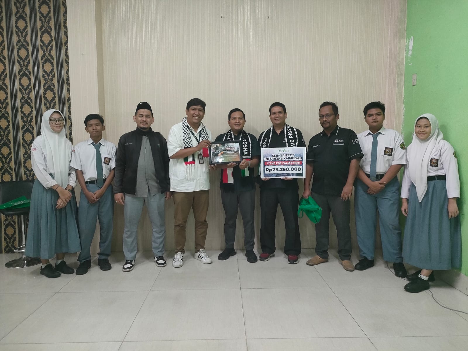 SMK Tritech Informatika Donasikan Rp23 Juta Untuk Palestina Lewat DD Waspada