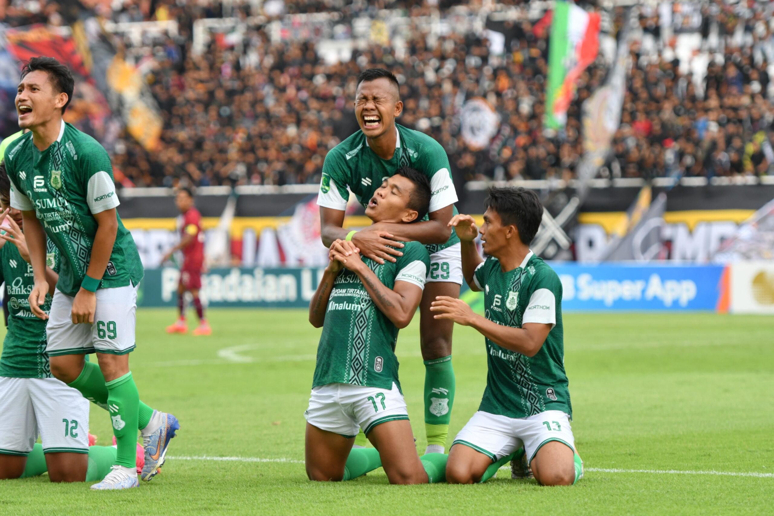 PSMS Segel Tiket 12 Besar