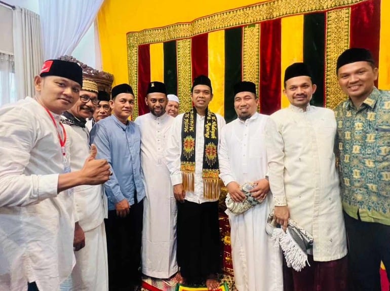 UAS Tabligh Akbar Di Masjid Meusara Agung