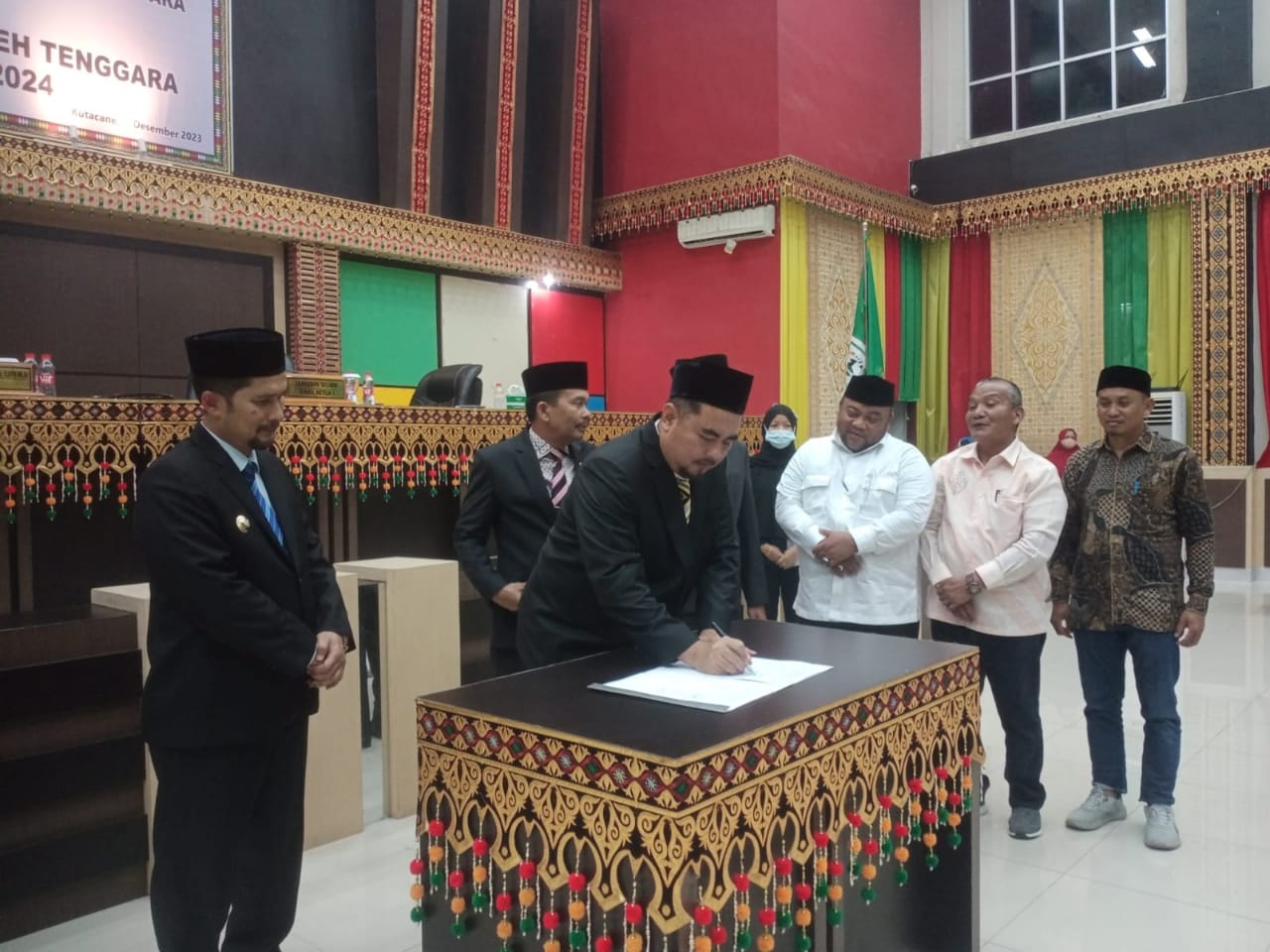 DPRK Setujui RAPBK Agara 2024, Ribuan ASN Dapat TPP