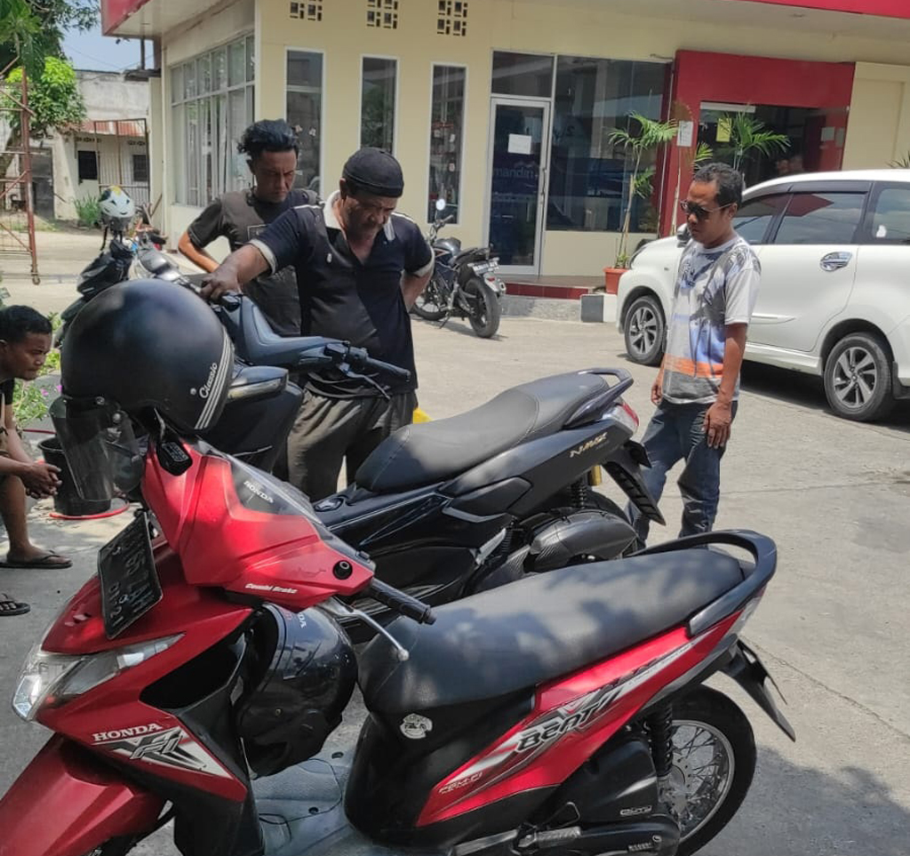 Puluhan Kendaraan Mogok, Akibat Pihak SPBU Salah Isi BBM