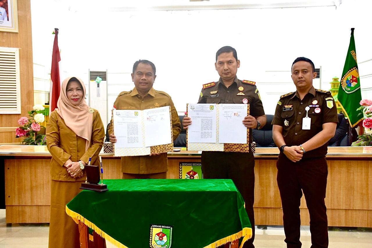 Pemkab Dan Kejari Sergai Teken Kesepakatan Bersama Di Bidang Hukum