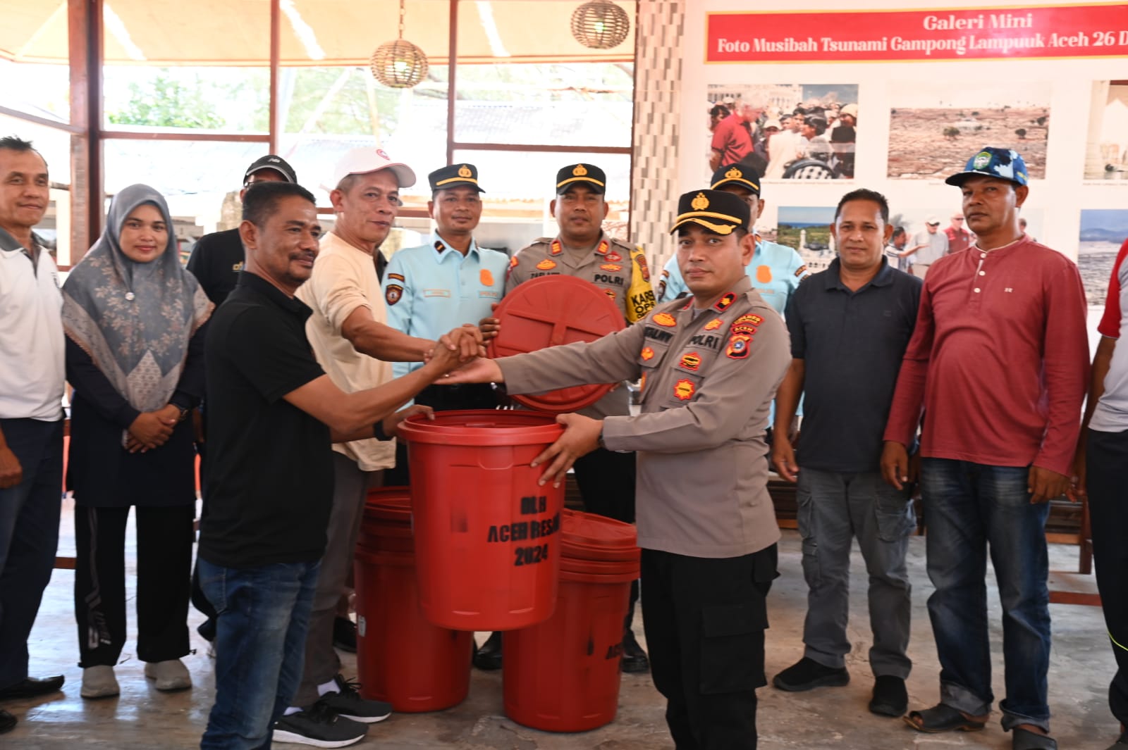 Pemkab Aceh Besar Kembali Gelar Aksi Pungut Sampah Di Pantai Lampuuk