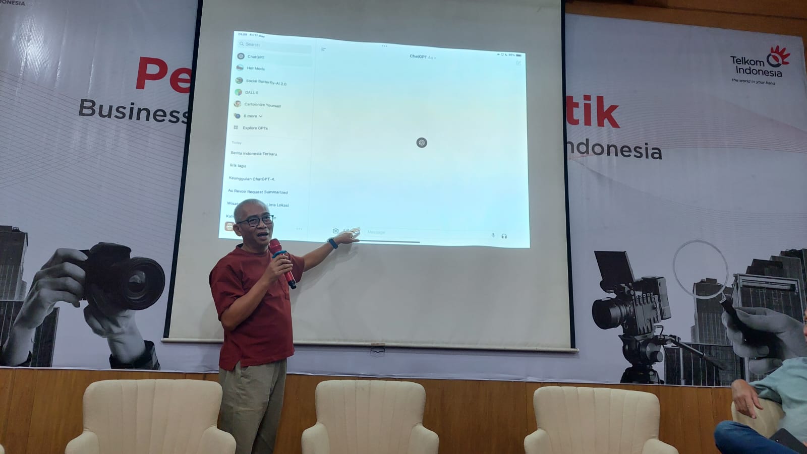 Wartawan Dapat Manfaatkan Medsos Dan AI Jadi Sumber Berita