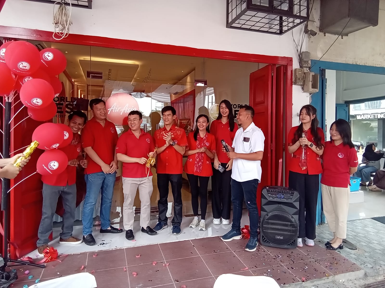 Air Asia Travel Service Center (ATSC) Siap Beri Layanan Terbaik