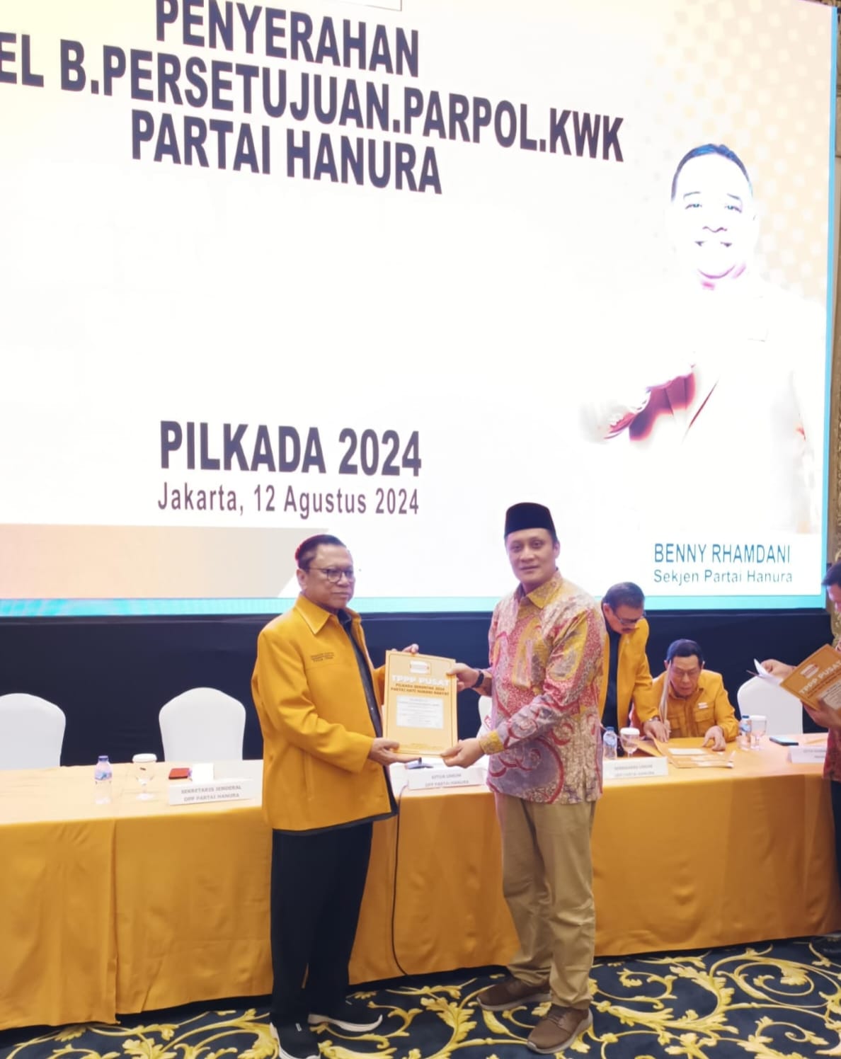 Partai Hanura Beri Rekomendasi dan Formulir B1KWK Kepada PMA- AFN