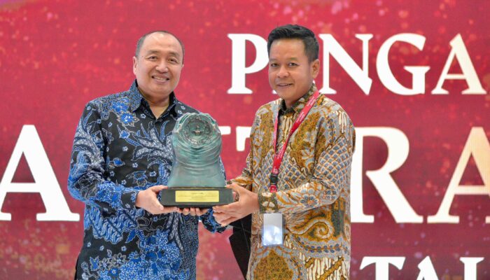 Rektor USU Raih Penghargaan Paritrana Awards 2024 Dari Wapres