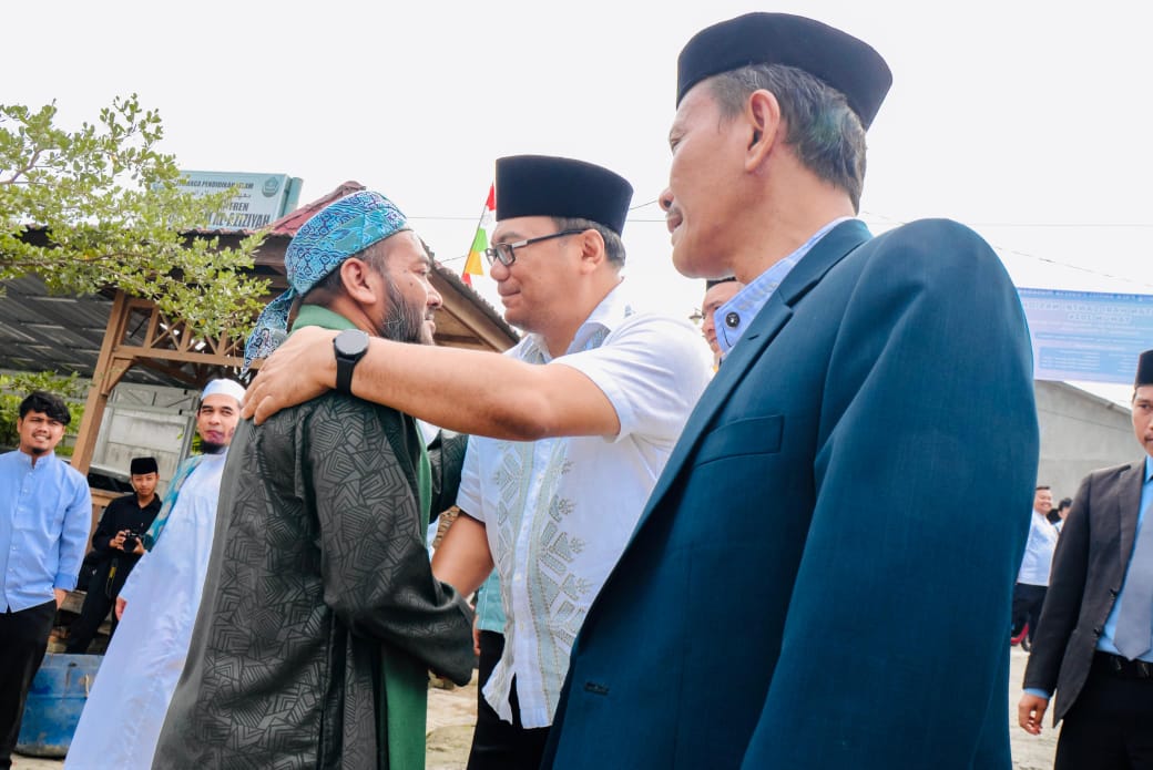 Dr Asri Ludin Tambunan Disambut Hangat Ulama