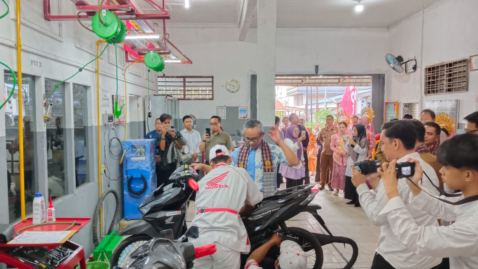 Honda Resmikan Pos AHASS TEFA Di SMKN 1 Lubukpakam