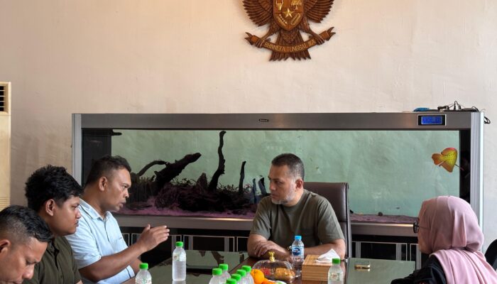 Pengemudi Ojol Di Medan Mengadu Ke Anggota DPR RI Musa Rajekshah