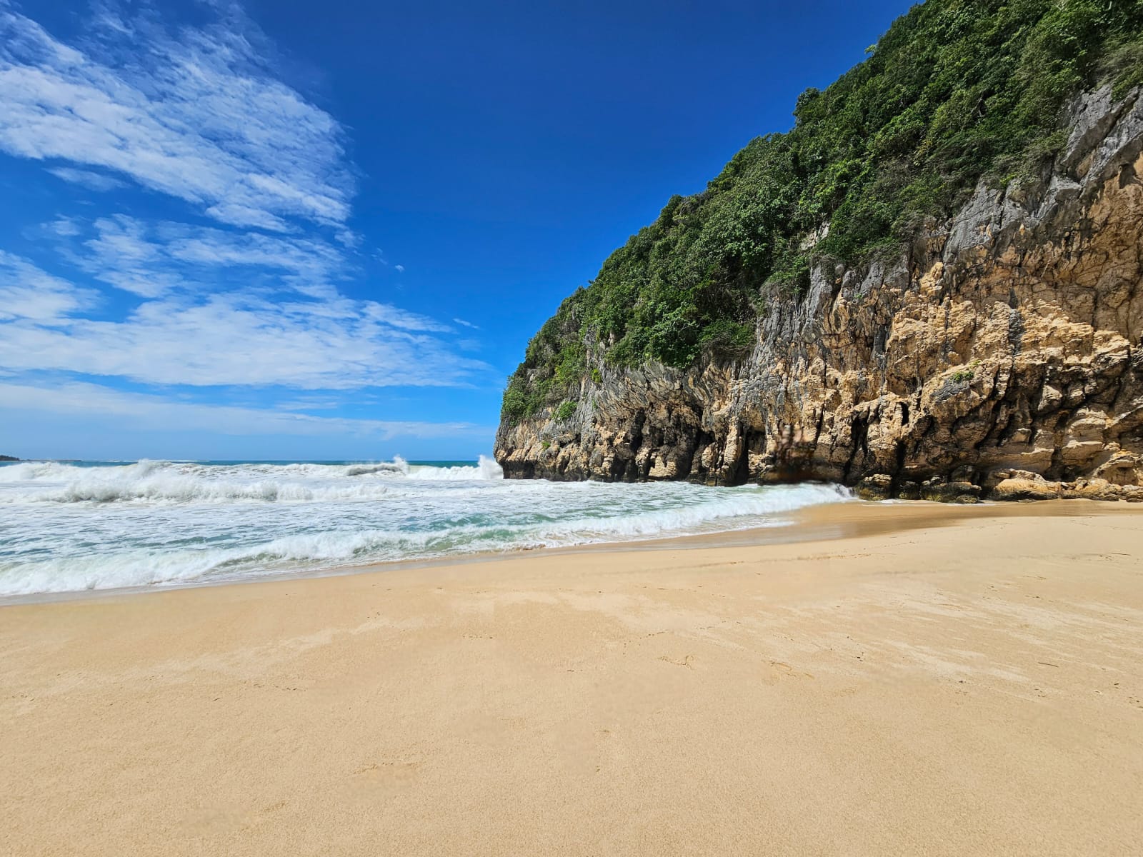 Meunasah Balee Lampuuk Aceh Besar Ikut Lomba Desa Wisata Nusantara 2025